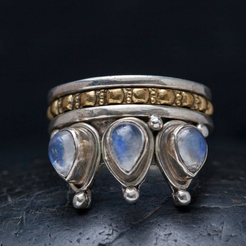 Moonstone Crown Spinner Ring – Baizaar Retail